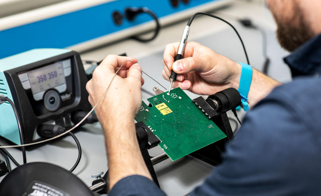 Industrial Soldering | Weller Tools US