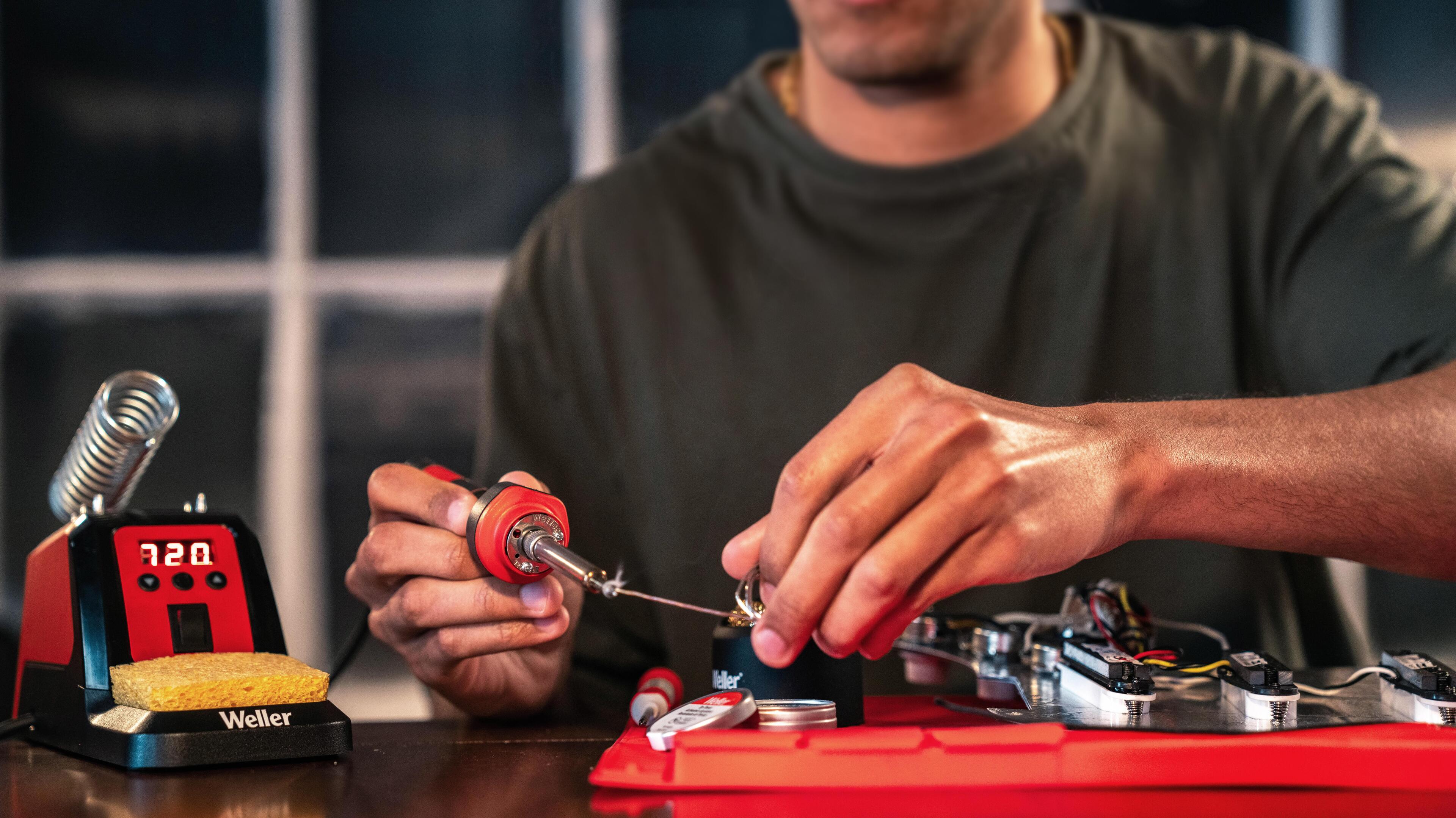 Soldering station digital, 70W/120V, US | Weller Tools